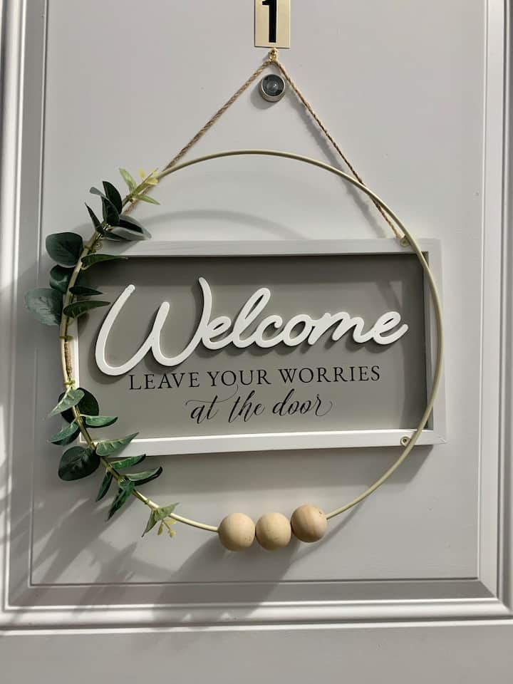 Stunning Two Bed-room Unit. 10 Mins From Nyc! - New Dorp - Staten Island NY