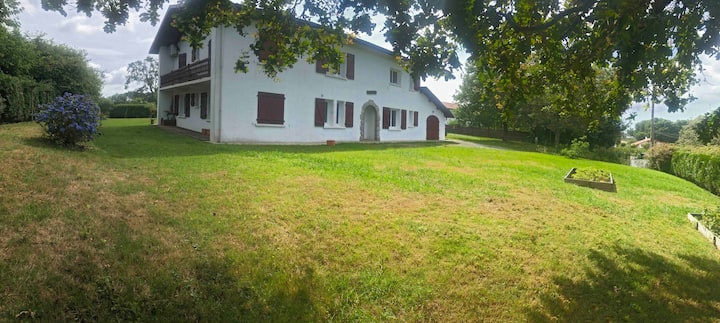 Bel Appartement 120m2 Dans Maison Basque - Ustaritz