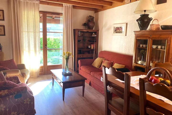 Acogedora Casa Con Jardín Privado Y Piscina. - Vallée de Nuria