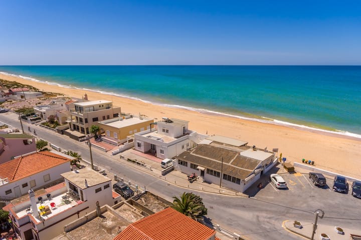 Two Beachfront Semi Detached Villas On The Sand - Faro