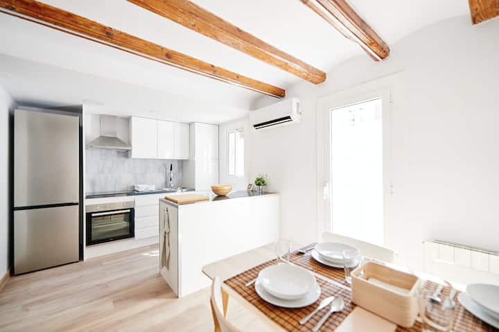 ¡Piso Nuevo Céntrico Y Con Encanto! Zona Tranquila - Barcelona