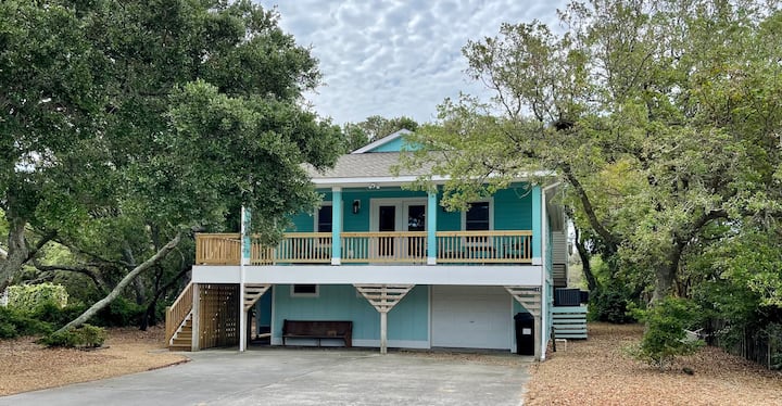 Latitude Adjustment…2nd Level Cozy Beach Cottage!! - Kill Devil Hills, NC