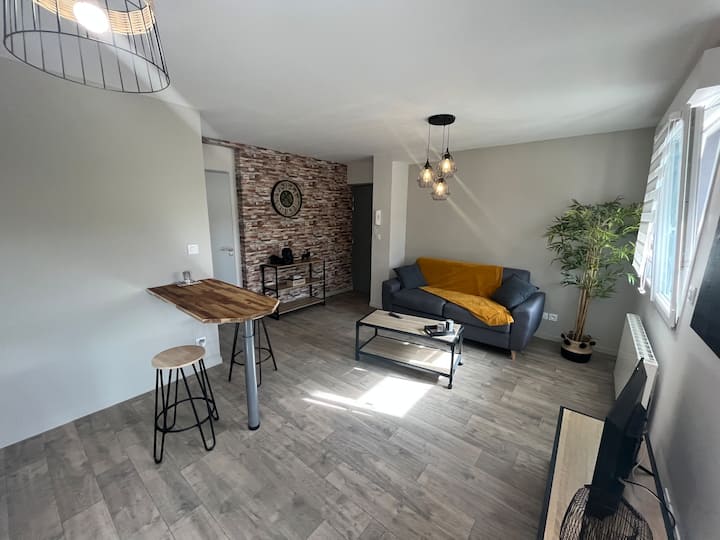 Appartement Avec Parking - Toul