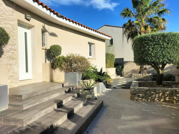 Superbe Villa Climatisée ,Proximité Du Lac Du Cres - Le Crès