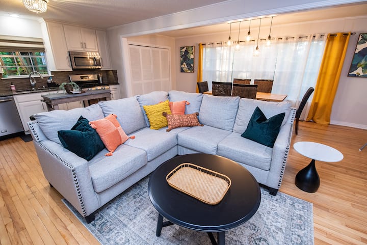 Spacious, Stylish Home With Fenced Yard! - Little Rock, AR