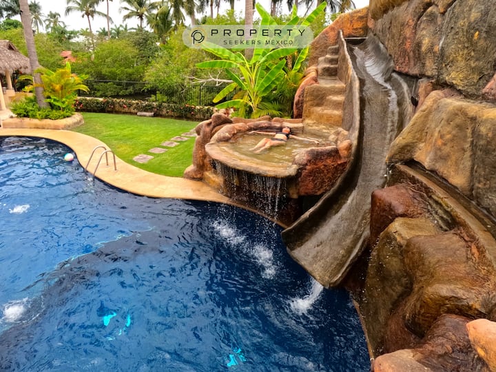 Villa With Full Staff, 7 Rooms, Pool And Gym - Nuevo Vallarta