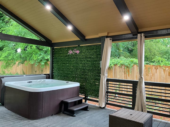 Grove Park/downtown Atlanta With Hot Tub - Atlanta, GA