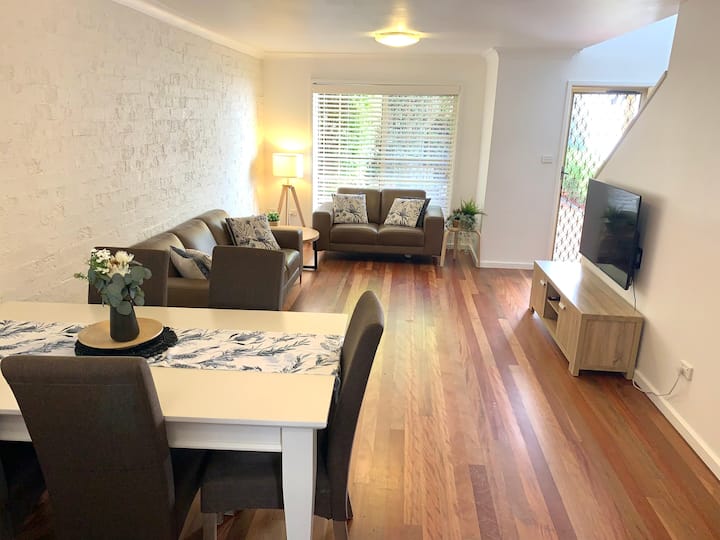 2 Bedroom Townhouse On Darby St, Cooks Hill - Newcastle