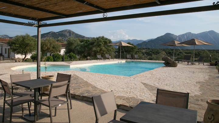 Country House Muristene- Iris - Dorgali