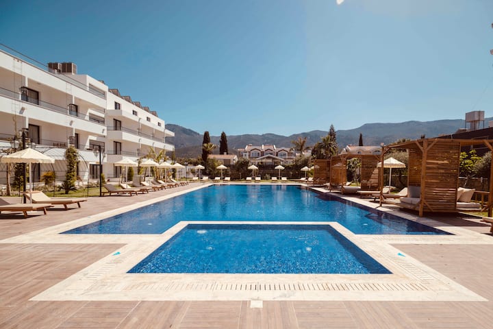 Palmonte Suites İN The Heart Of Kyrenia - Girne