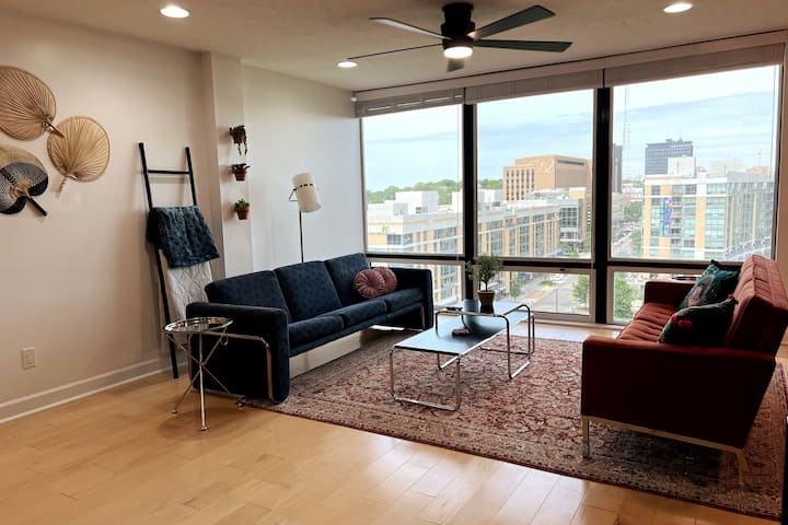 Spacious 2 Bed, 2 Bath Condo In Midtown Crossing - Omaha, NE