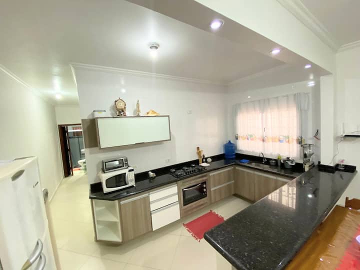 100m Da Praia Vila Mirim/wi-fi/2 Quartos/conforto - Praia Grande