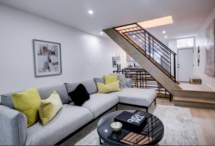 Modern 3 Bedroom Townhouse In Philadelphia - Bryn Mawr, PA