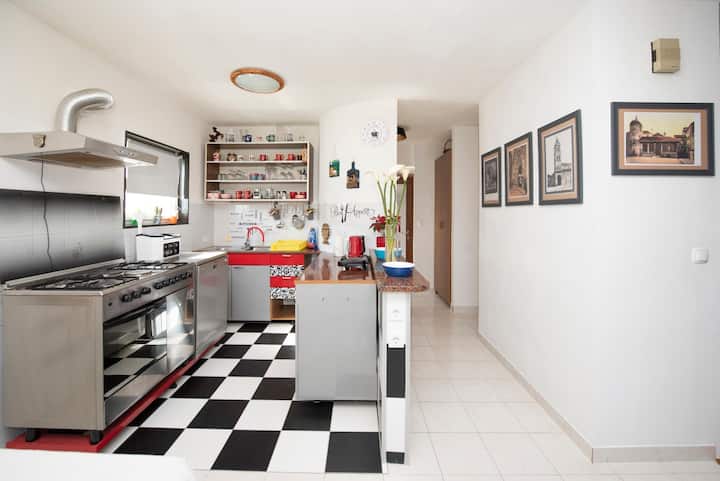 Ampebo Apartman - Okrug Gornji
