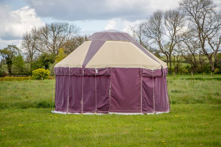 Be Wilder Camps- Classic Yurt Double - Frome