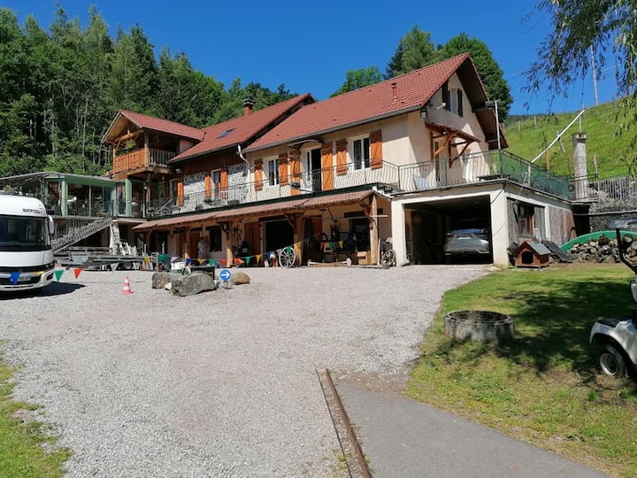 Le Repère Du Grizzly/ Vosges Coin De Paradis - Saulxures-sur-Moselotte