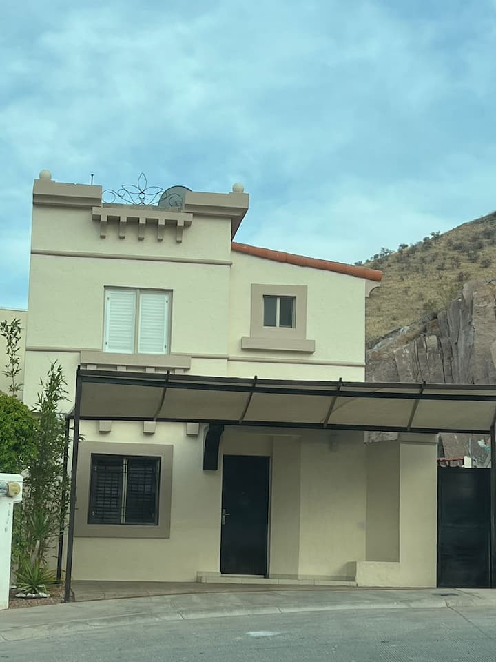 Casa Muy Amplia Alnorte Zona Privada Segura/asador - Chihuahua