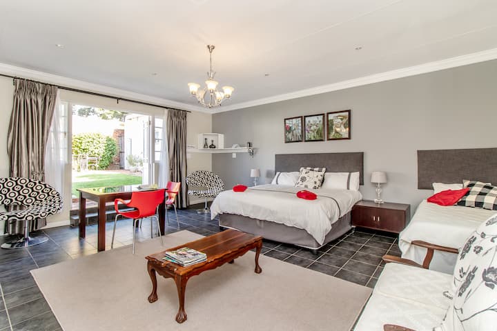 Top 10 Airbnb Vacation Rentals In Menlyn, South Africa | Trip101