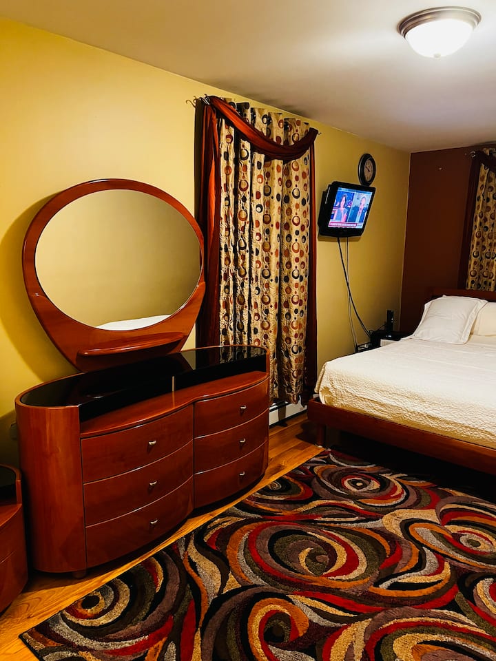 Elegant Cozy 3 Bedroom Apartment! - The Bronx, NY