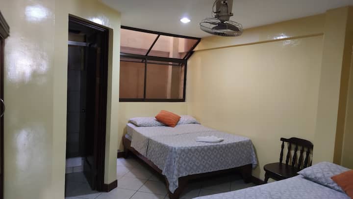 Habitación No.2 Con Baño Privado, Nevera Y Piscina - Puntarenas
