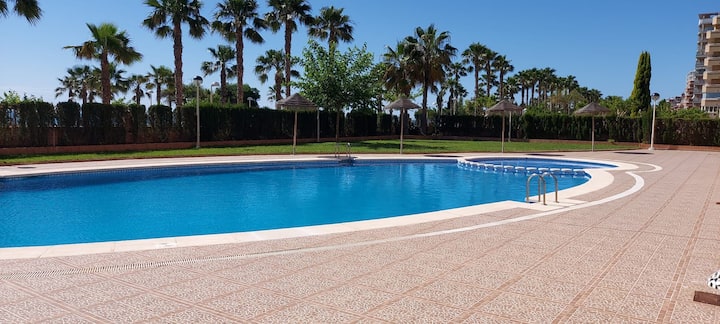 A Fantastic Seafront Fully Equipped Apartment - Benicàssim