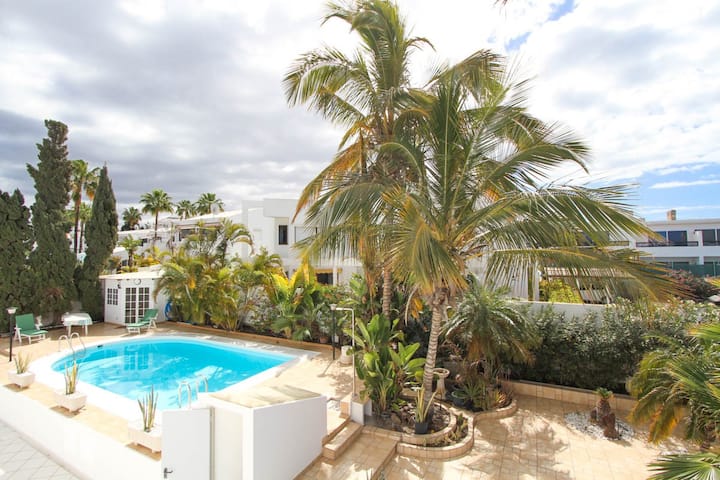 Connecting Apartments In Luxurious Villa - Mogán