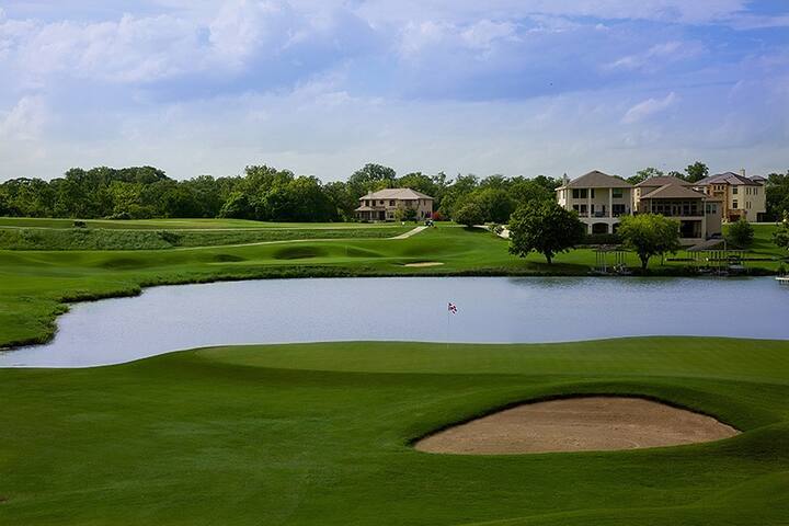Luxury Golf & Waterpark Condo With Pool - Seguin
