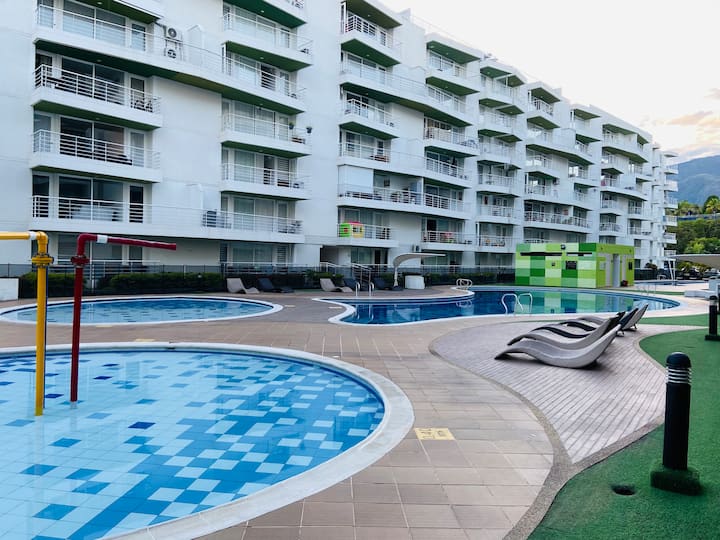Hermoso Y Cómodo Apartamento Con Piscinas - Melgar