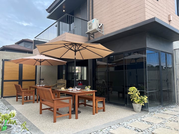 Casa Santiago Seafront Residences - Laiya