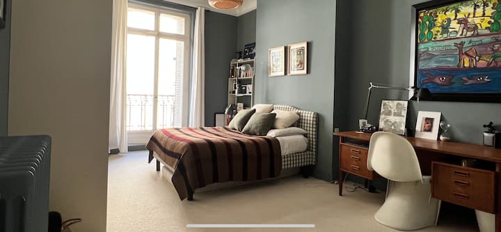 Vaste Chambre Avec Douche Et Wc - Porte Maillot - Paris
