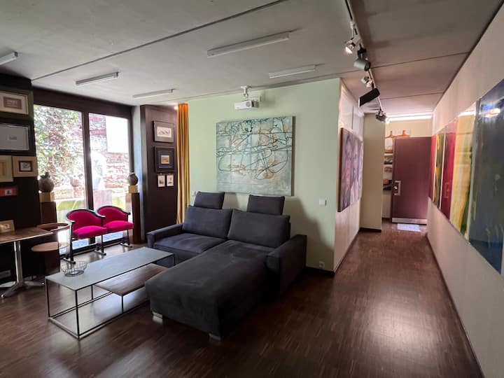Nachts Im Museum? 
Galerie Suite Kunstraumhofgasse - Kreuzwertheim