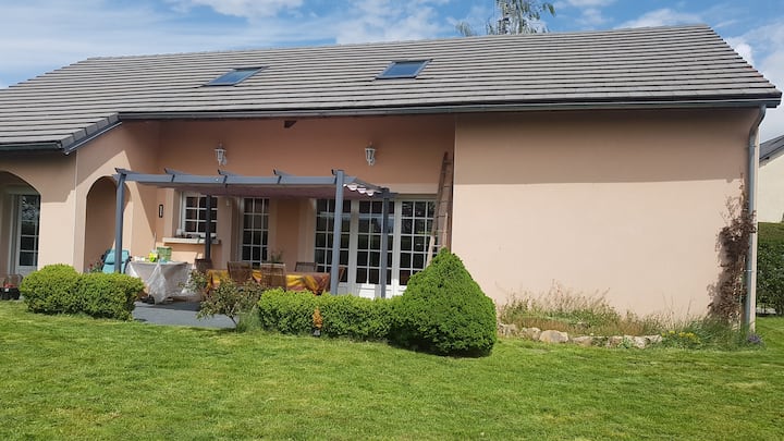 Chambre Privative Dans Maison Familiale, Calme - Saint-Chély-d'Apcher