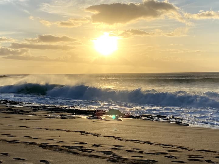 Footsteps To The Beach - Maunaloa, HI