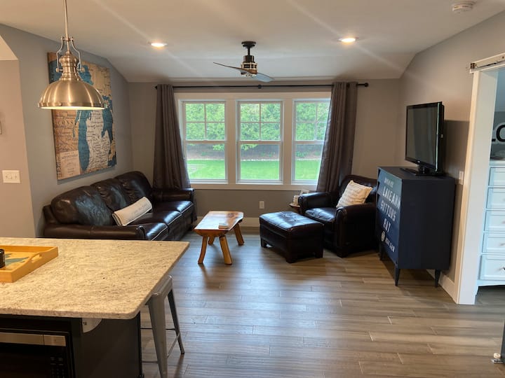 Lake Ann Haven - Adorable 1 Bedroom Apartment - Interlochen, MI