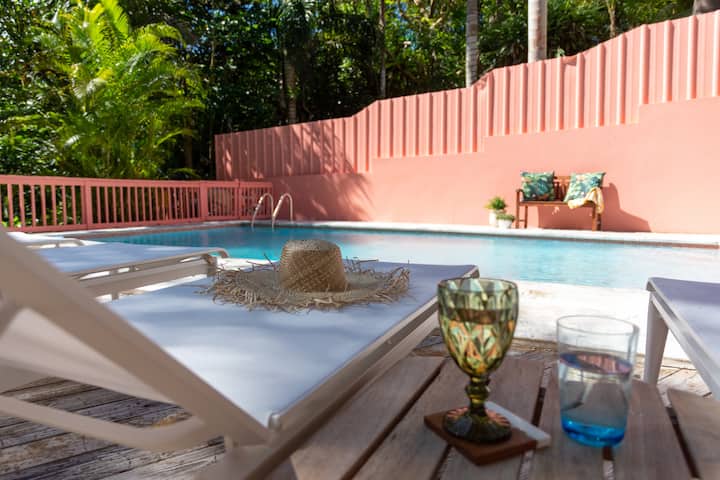 Jungle Unit 1: Tropical Pool, Walk To Beach - Mayagüez