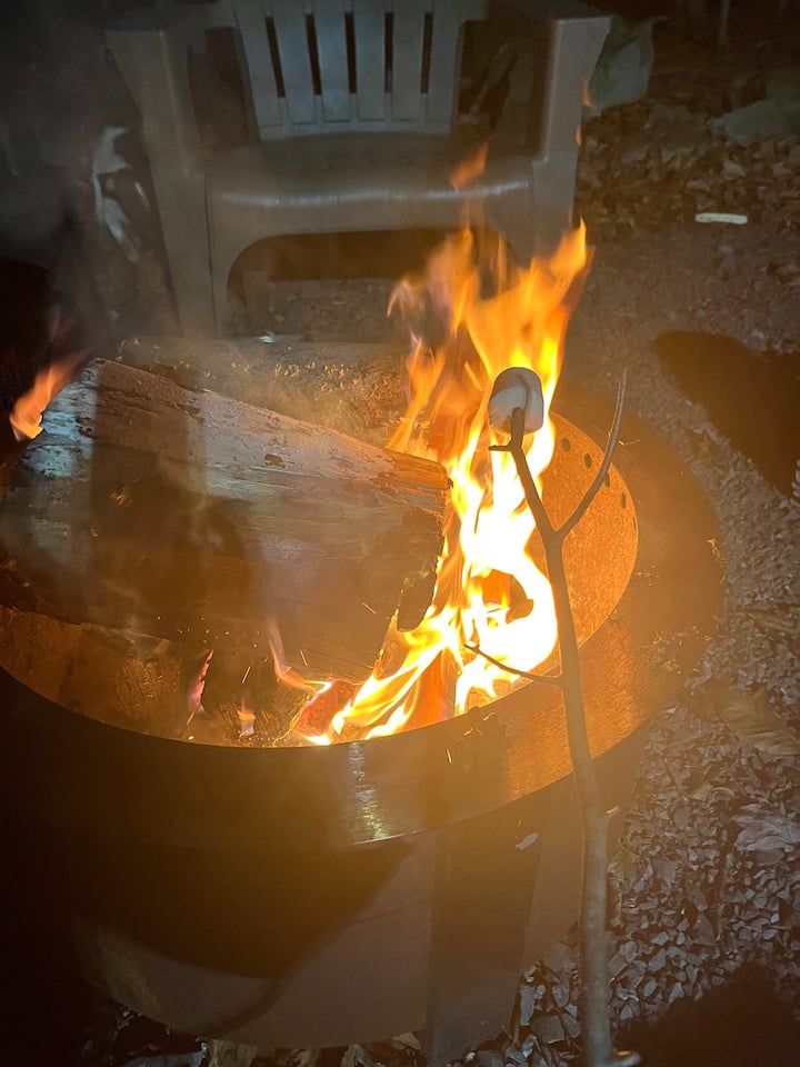 Retreat Poconoshome Bbq/g Fire/p Resort Amenities - 莫斯科