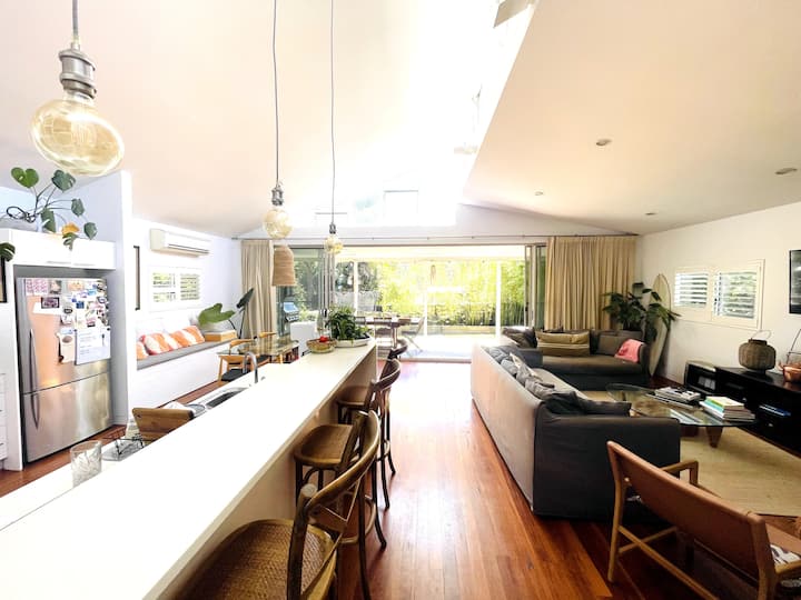 Homely Beach House - Narrabeen