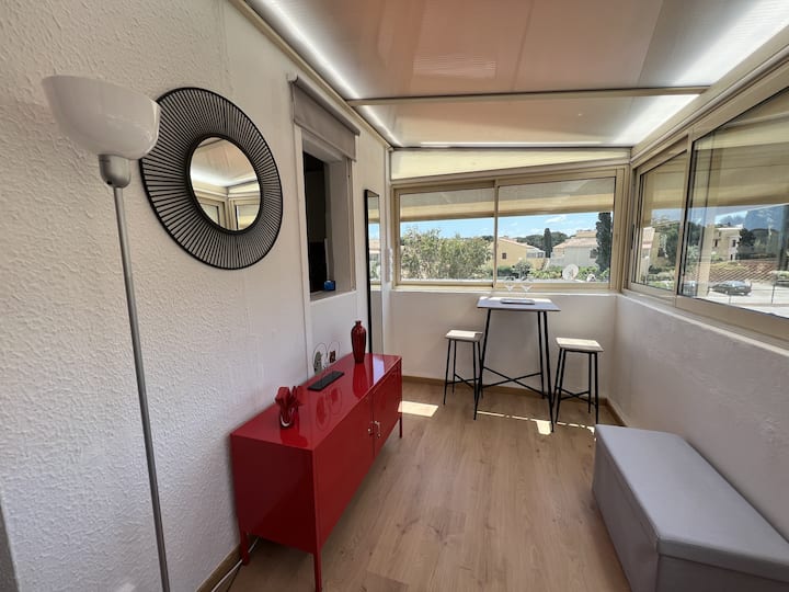 Appartement Avec Loggia, 4 Pers, Secteur Grazel - Gruissan
