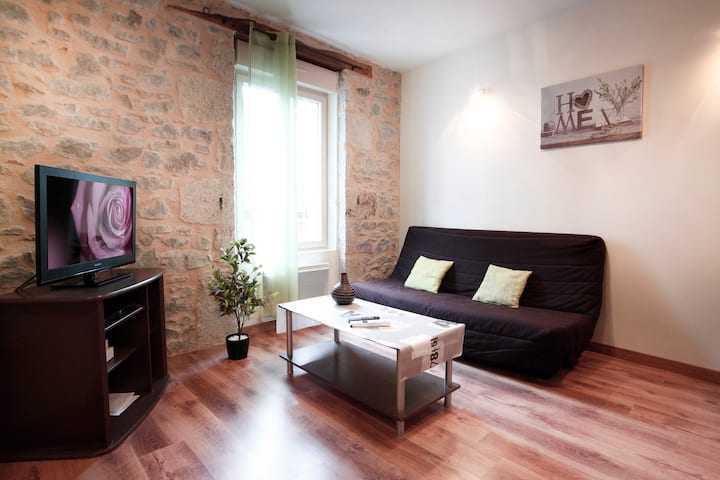 La Bourboule: Appartement Dans Maison De Ville - La Bourboule