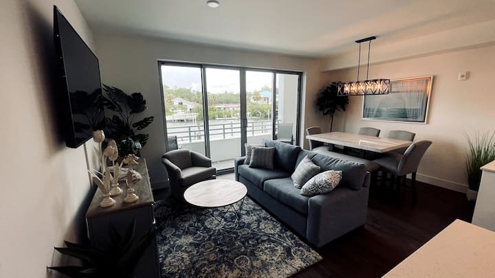 Private Waterfront Condo Sarasota Fl Pool/gym - サラソータ, FL