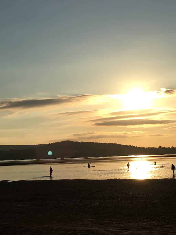 Exmouth Hideaway - Mins Away From Estuary & Beach - Dawlish Warren