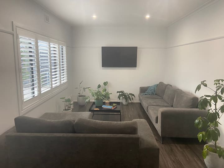 3 - Bedroom Unit In Sebastopol - Ballarat