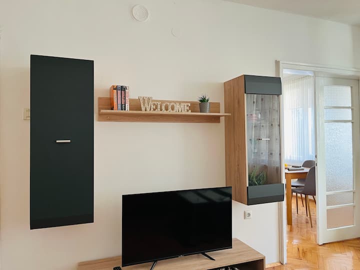 Silvi Sunny House/4 Rooms/2 Bedrooms Flat In Varna - Varna