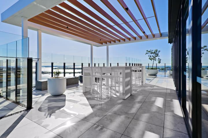 360 Degree View Of The City!  
Stay In Style - NUspace, The University of Newcastle