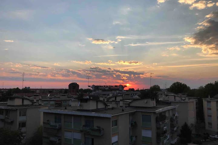 Bilocale Per Visitare  La Città,concerti E Partite - Mailand