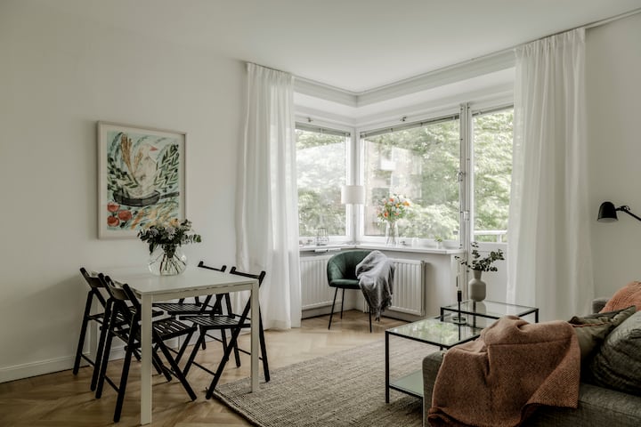 Bright Flat W/ Balcony In Quiet, Central District - Estocolmo