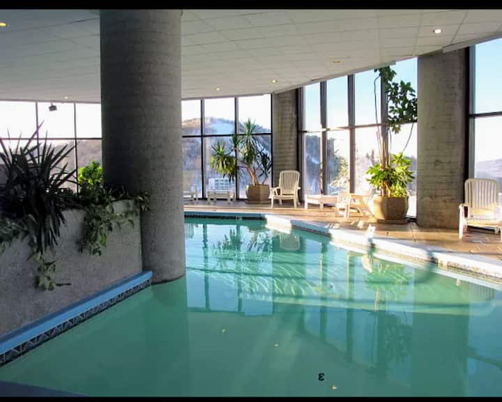 Mountain Top Condo Overlooking The Valleys - Sugar Mountain, NC