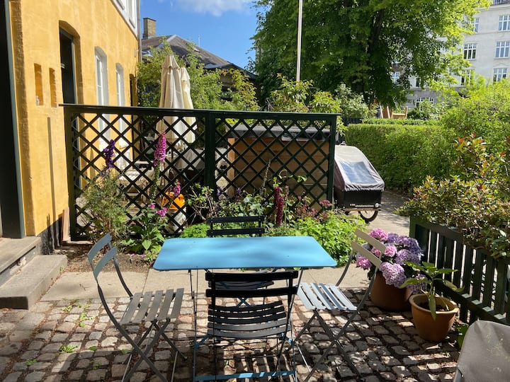 Appartment With Garden In Brumleby On ØSterbro - Copenhagen