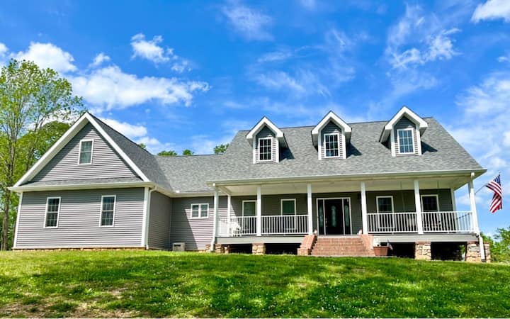 Private & Cozy Home, Close To Lake - Dale Hollow Lake