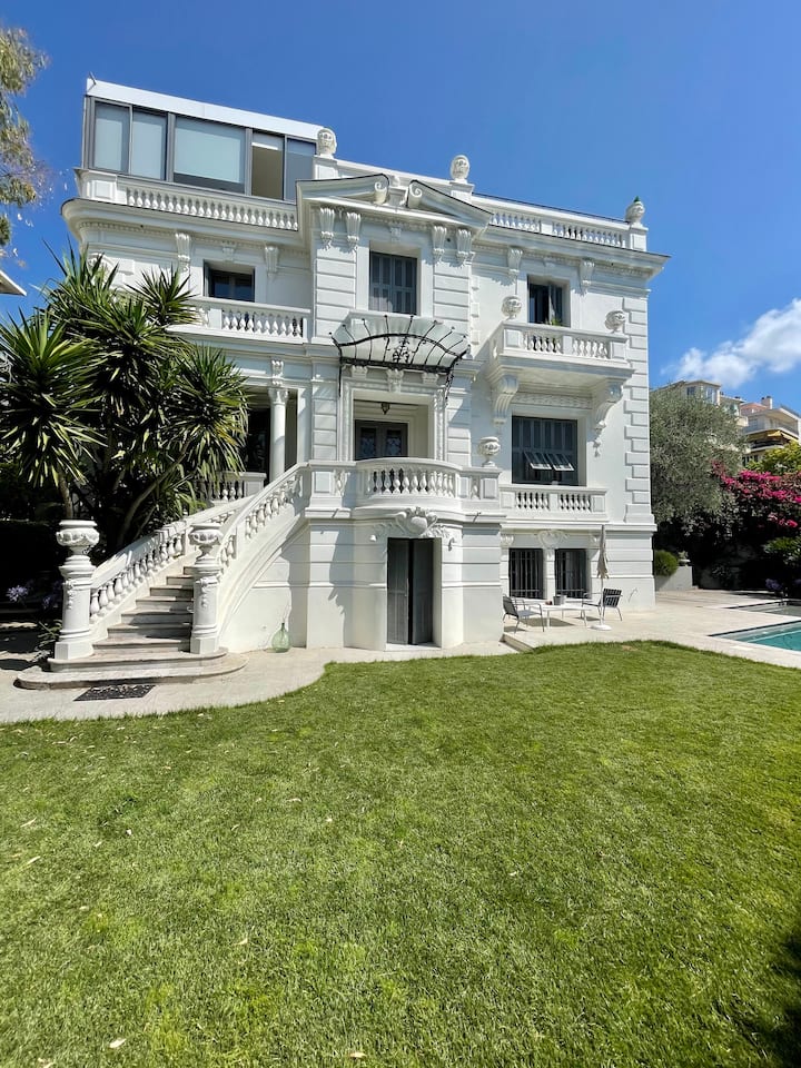 Superbe Demeure Avec Piscine - 3 Chambres Doubles - Nice